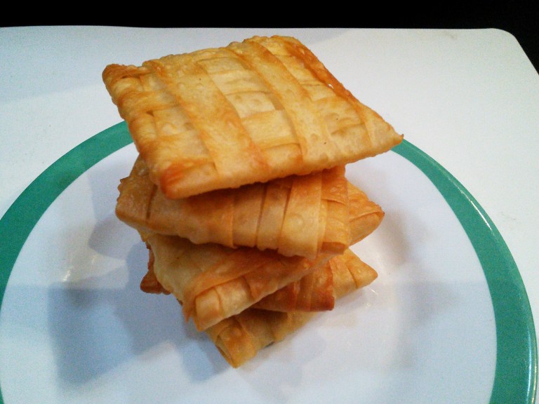 Cheesy Chicken Filo Parcels – Aromas and Flavors from my Kitchen